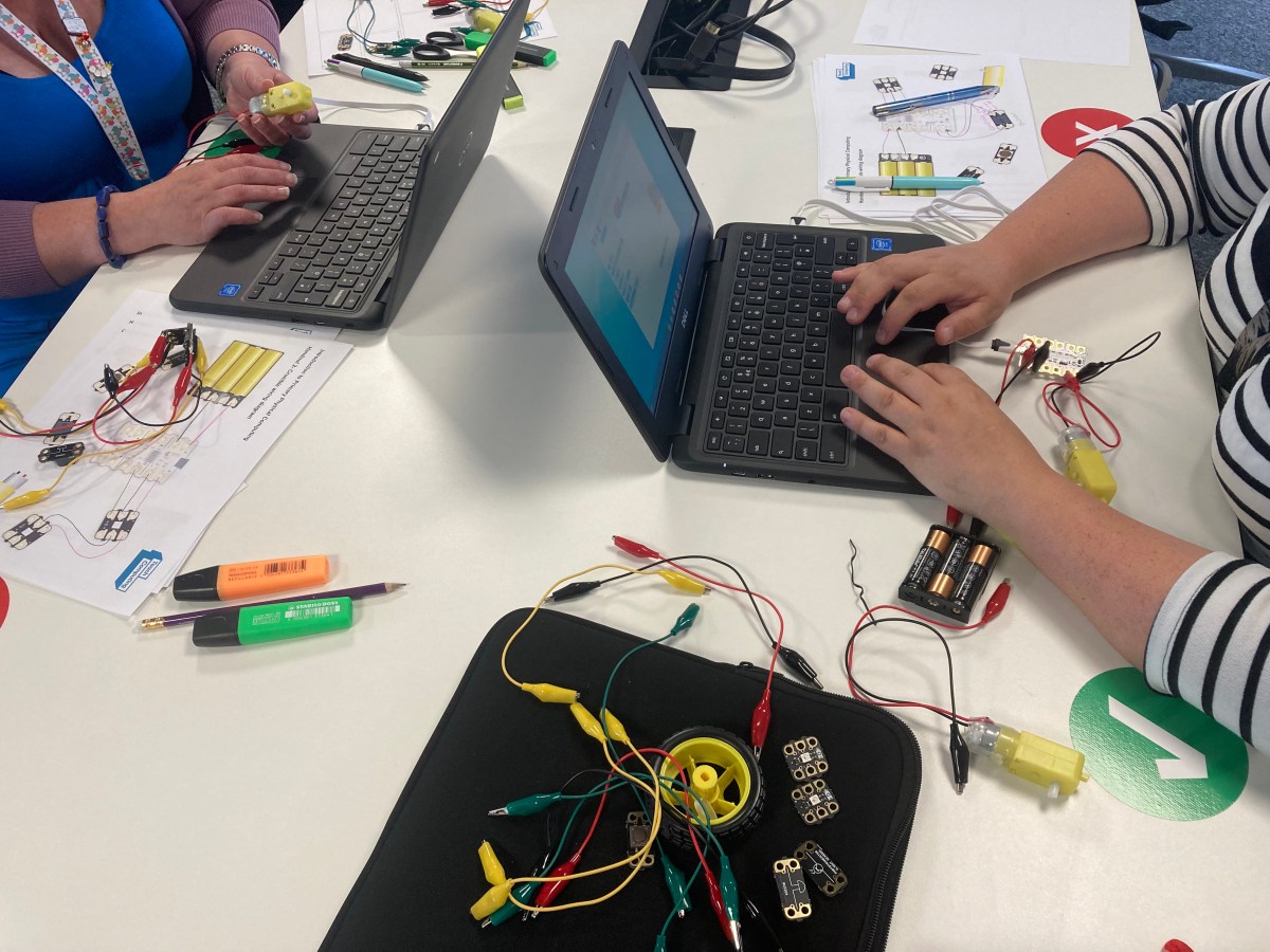 Primary Physical Computing Training – Crumble in KS2 – Run Don't Walk